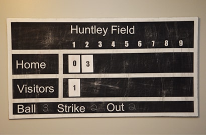 Create a DIY Sports Scoreboard